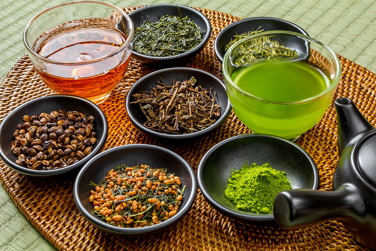 Do Japanese people look younger because green tea prevents oxidation in ...